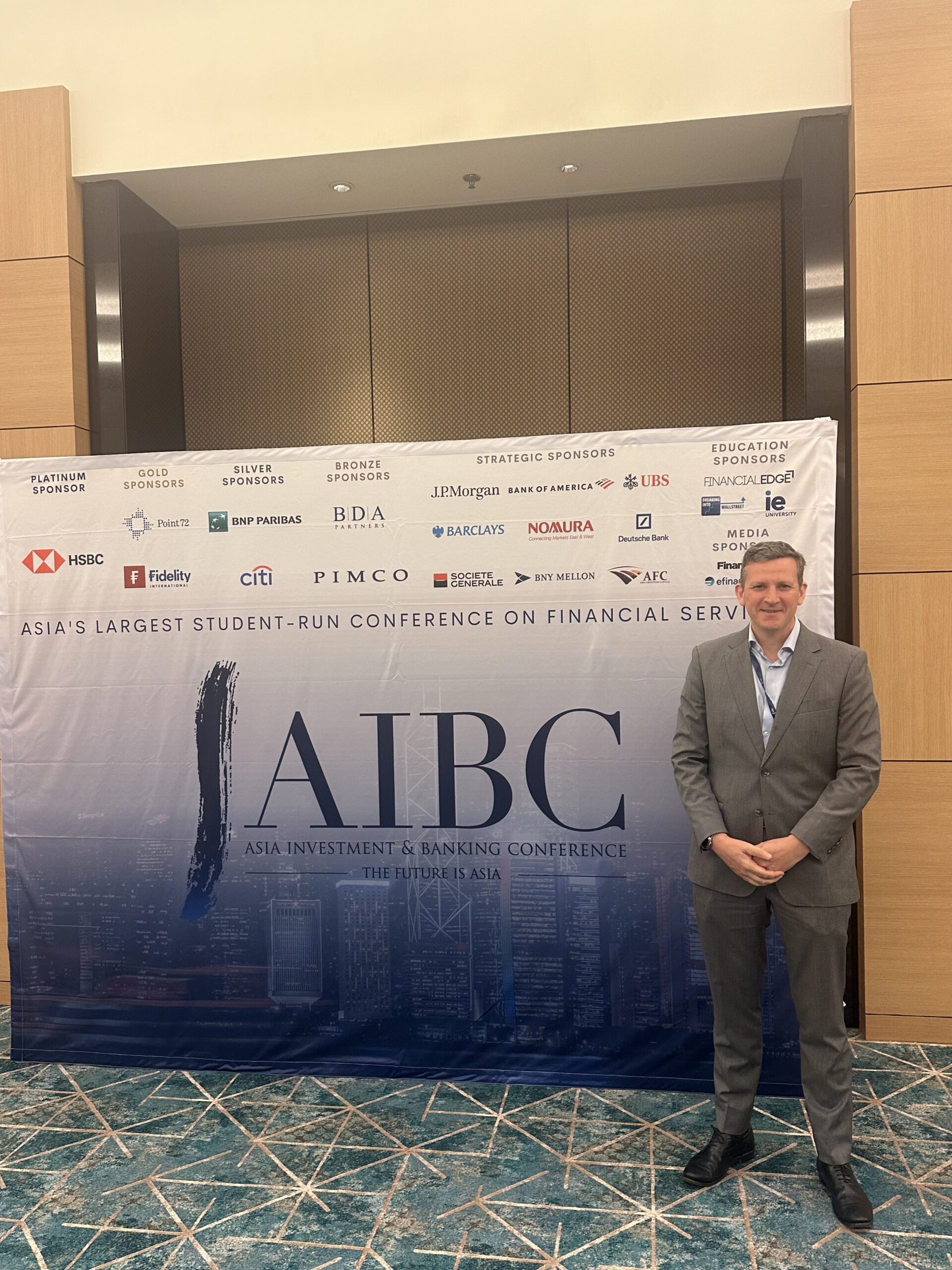 10 tips to help you start a career in investment banking - BDA Partners